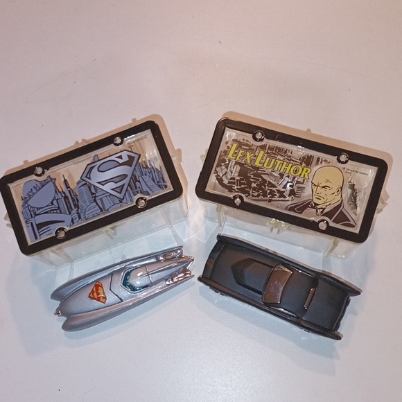 Hot Wheels | Other | Hot Wheels Superhero Park N Plates Superman And ...